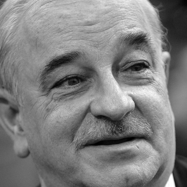 AWR Abbruch GmbH wird Premium-Partner der TuS Koblenz – TuS Koblenz ...